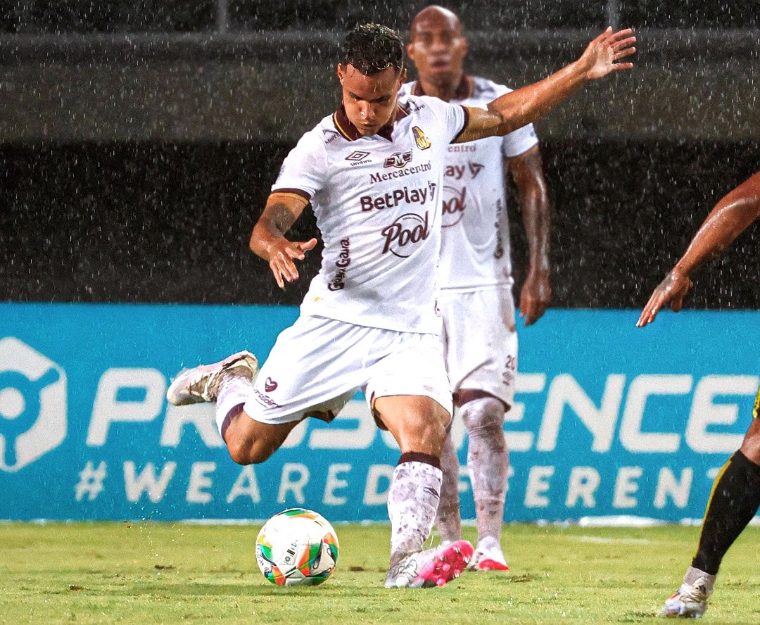 Suspenden partido entre Deportivo Pereira y Deportes Tolima por mal ...